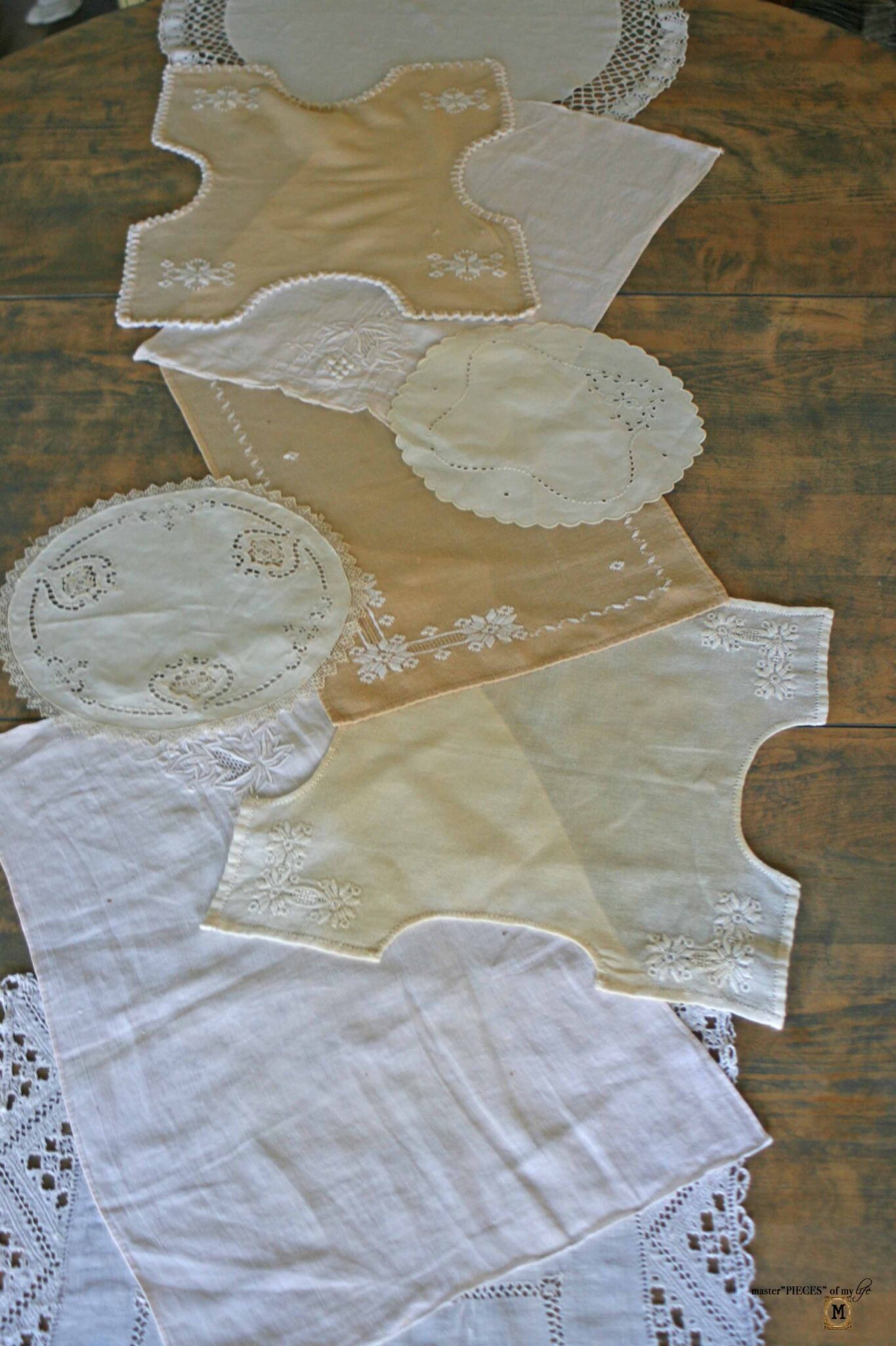 thrifted goodies - using vintage linen pieces to make a table runner ...