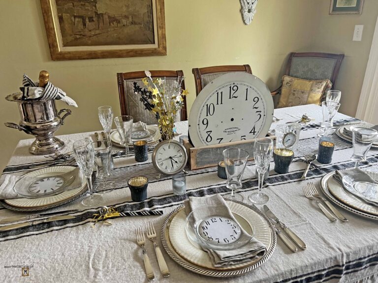 a timely New Year's Eve table with DIY clock plates - Master"Pieces" of ...