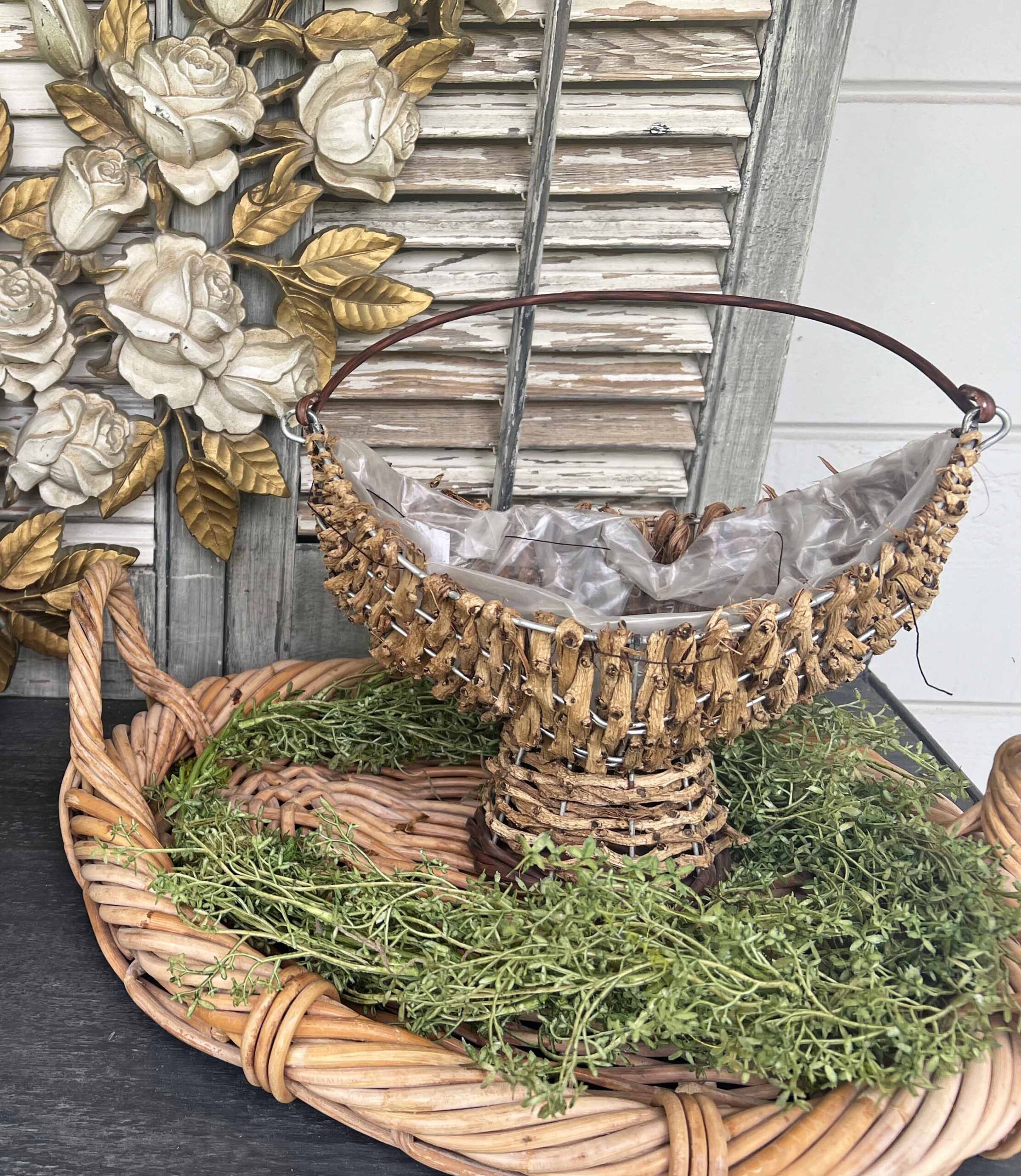 Another Super Easy Thrifted Basket Make-over - Master"Pieces" of my Life