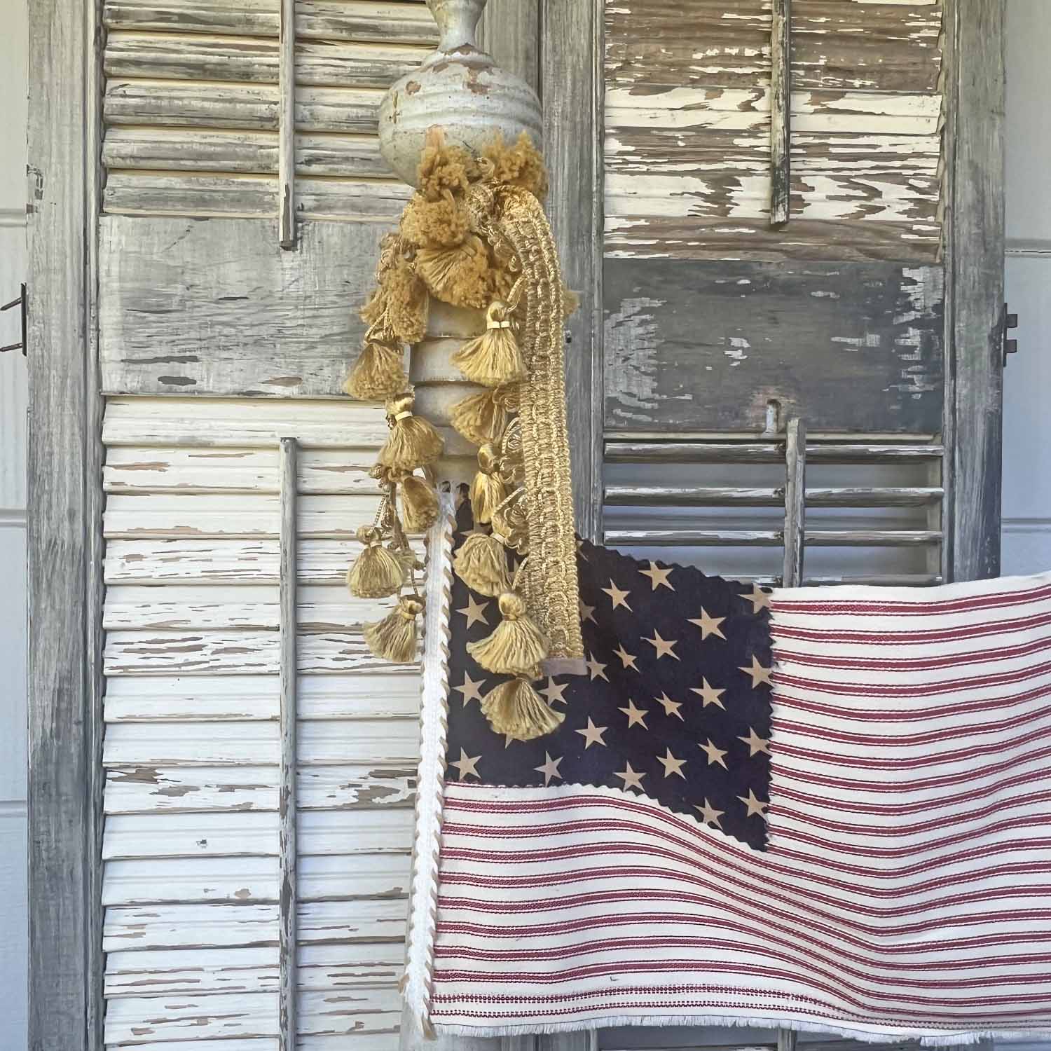 Vintage Spindle American Flag DIY - Master"Pieces" of my Life