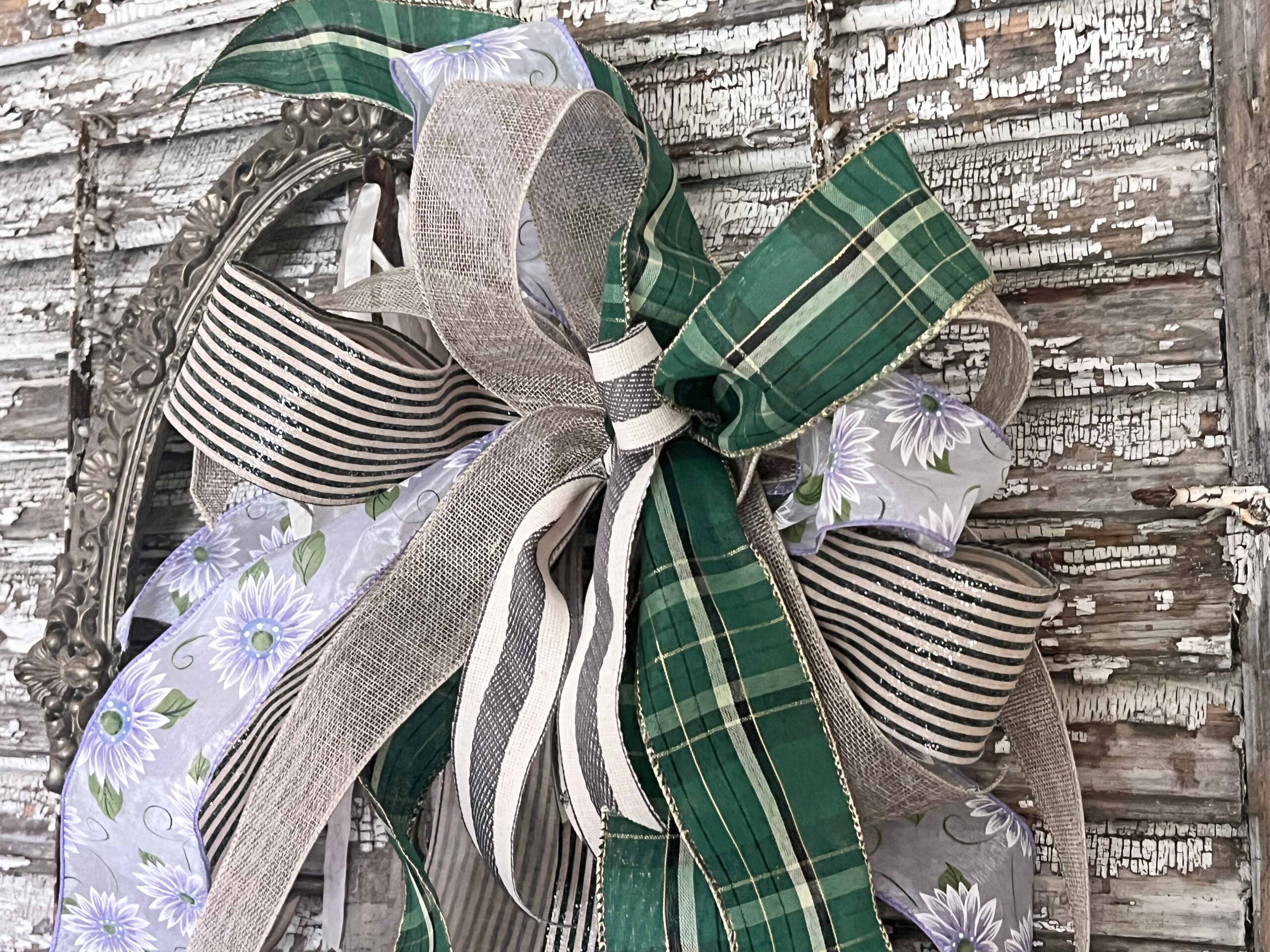 a Bow Tutorial - How to Create the most Fantastic Ribbon Masterpiece ...