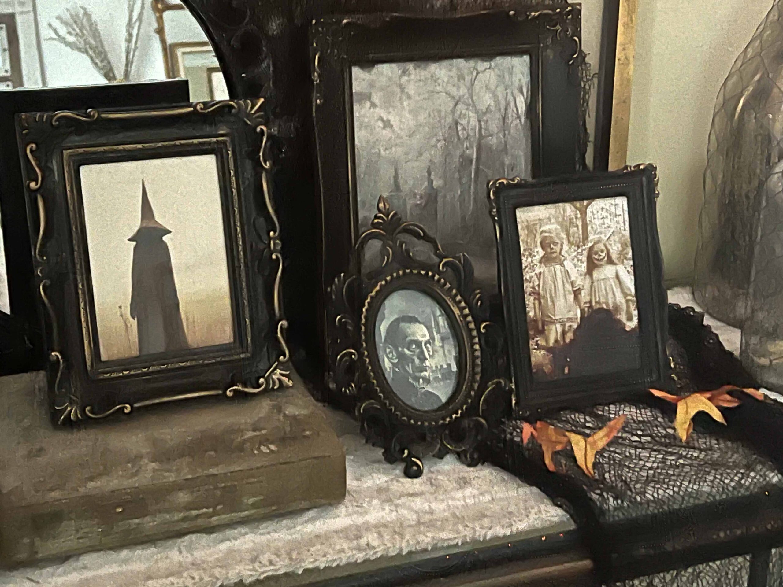How to Create a Spooky Halloween Portrait Gallery - Master"Pieces" of ...